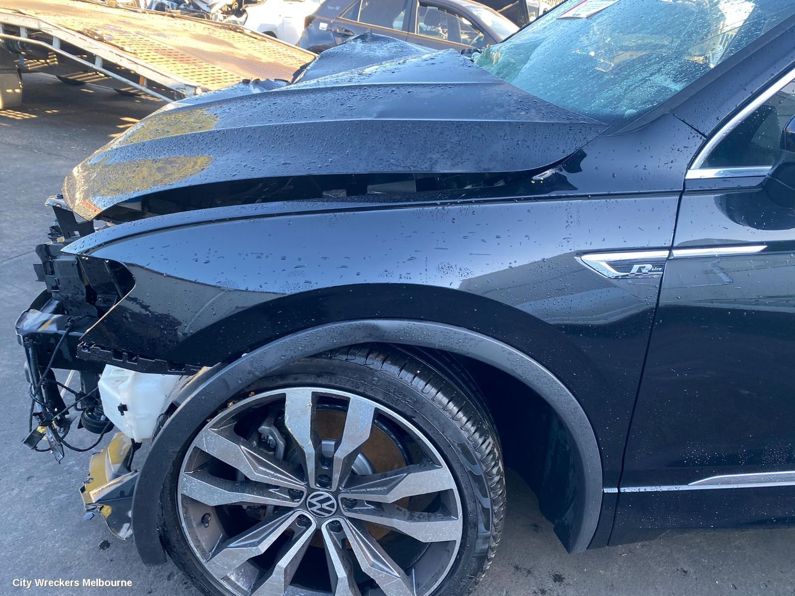 VOLKSWAGEN TIGUAN 2019 Plenum Chamber