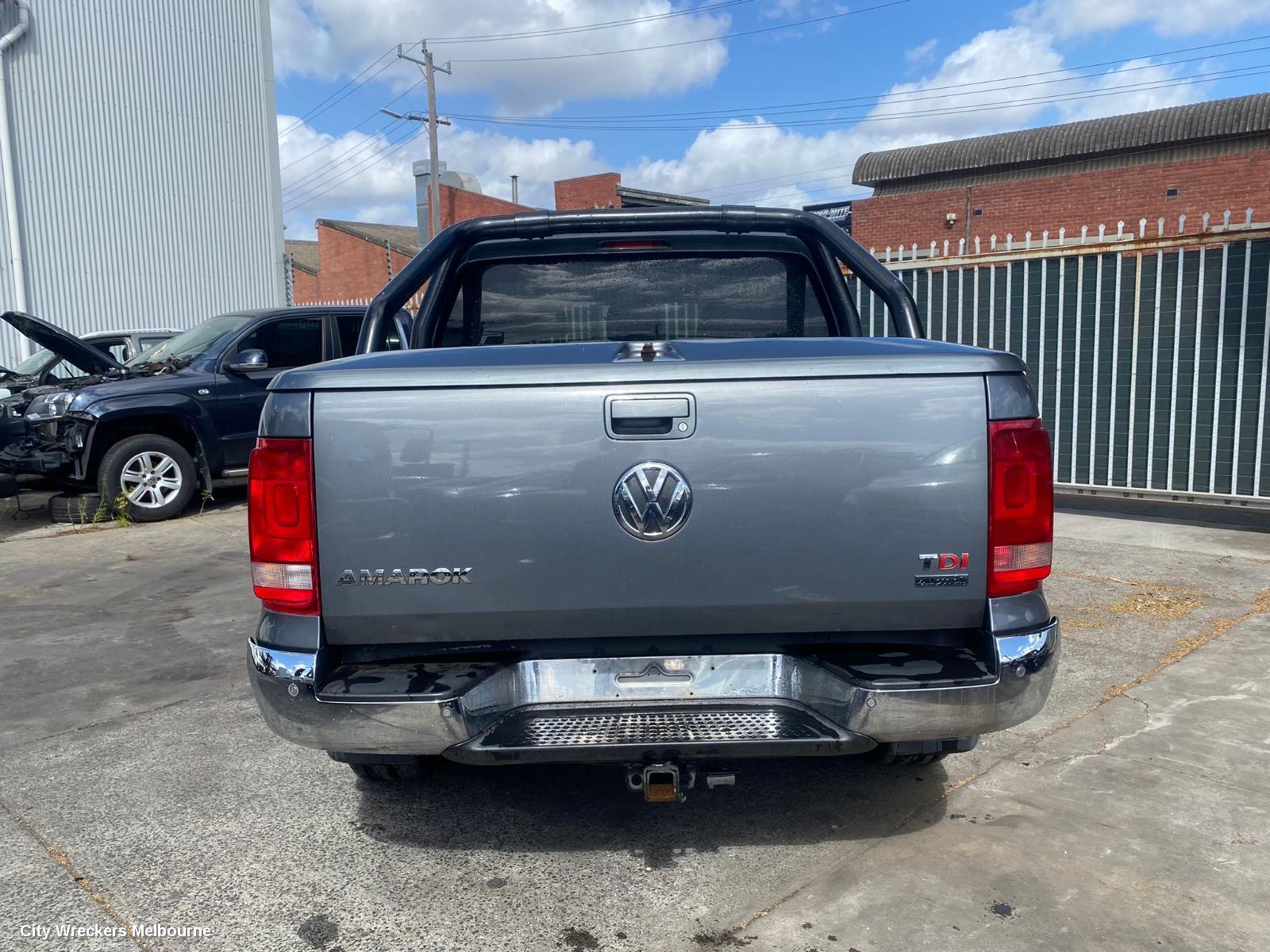 VOLKSWAGEN AMAROK 2013 RIGHT_REAR_DOOR_SLIDING